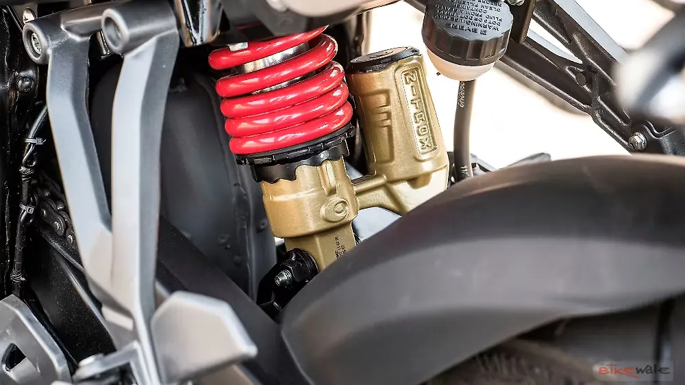 Bajaj Pulsar NS200 Rear Tyre Hugger Image – BikeWale