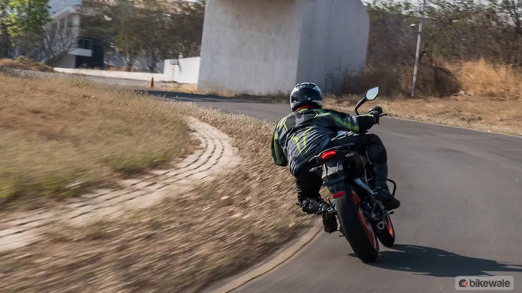 KTM 200 Duke [2021] Action Image – BikeWale