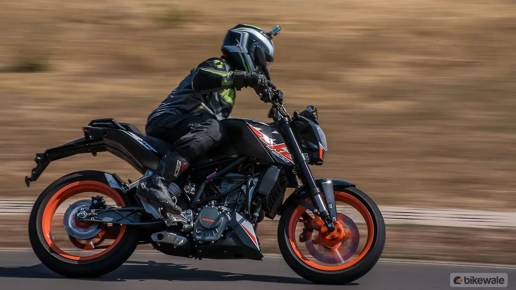 KTM 200 Duke [2021] Action Image – BikeWale