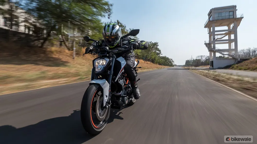 KTM 250 Duke [2021] Front Image – BikeWale