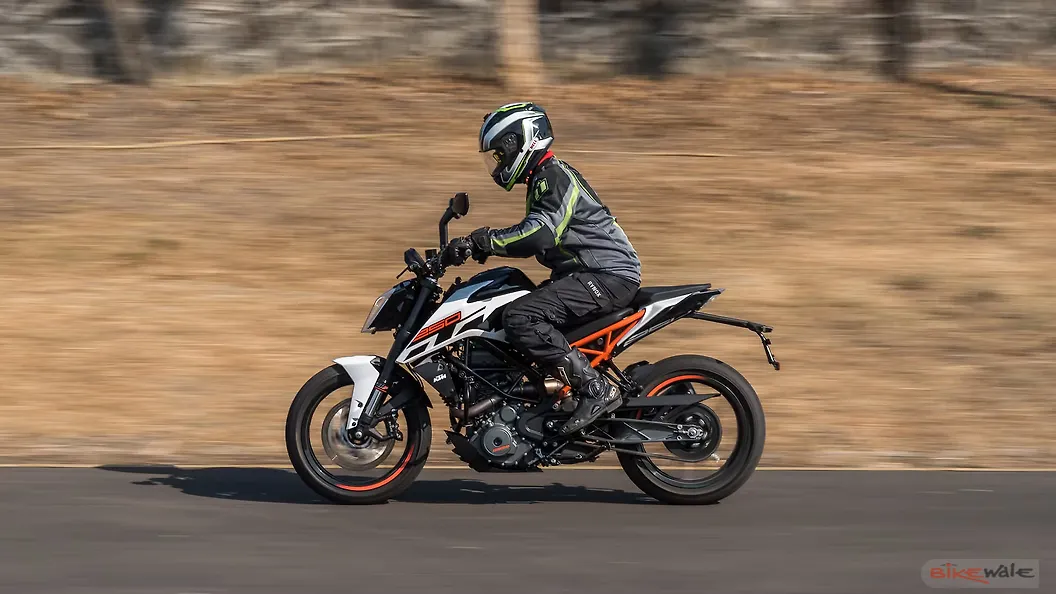 KTM 250 Duke [2021] Exhaust Image – BikeWale