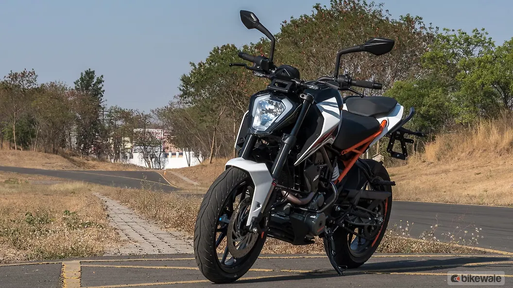 KTM 250 Duke [2021] Action Image – BikeWale