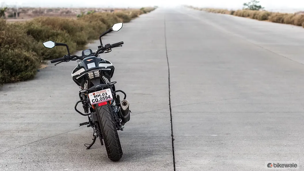 KTM 250 Duke [2021] Rear Three-Quarter Image – BikeWale