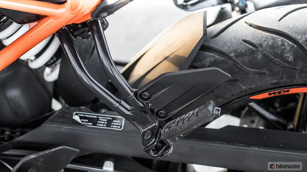 KTM 250 Duke [2021] Action Image – BikeWale