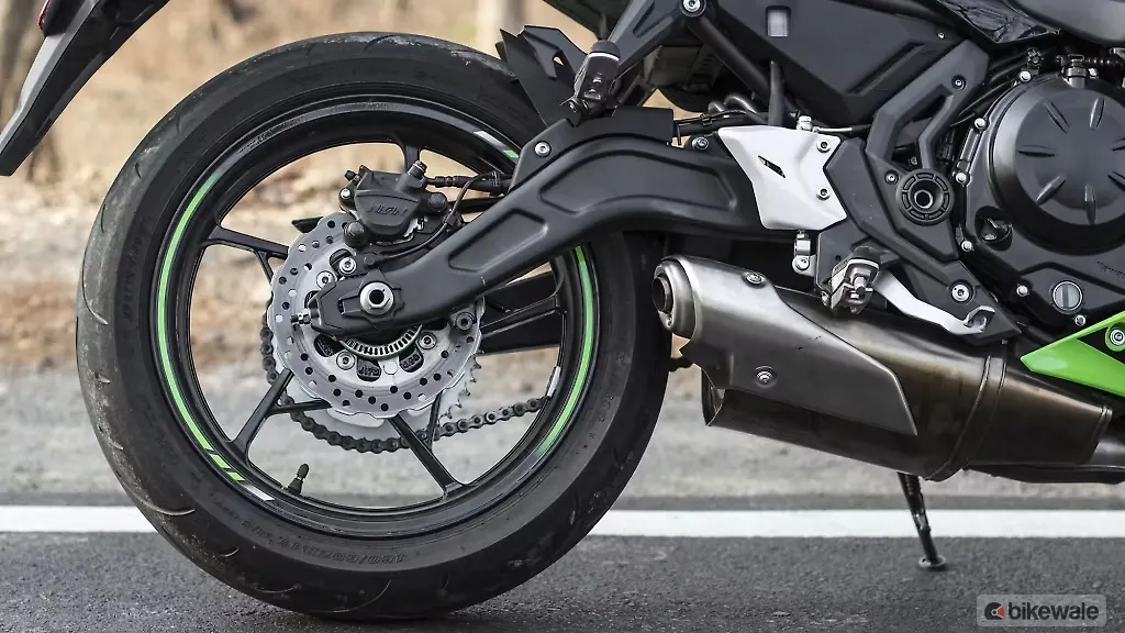 Kawasaki Ninja 650 [2018-2019] Seat Image – BikeWale