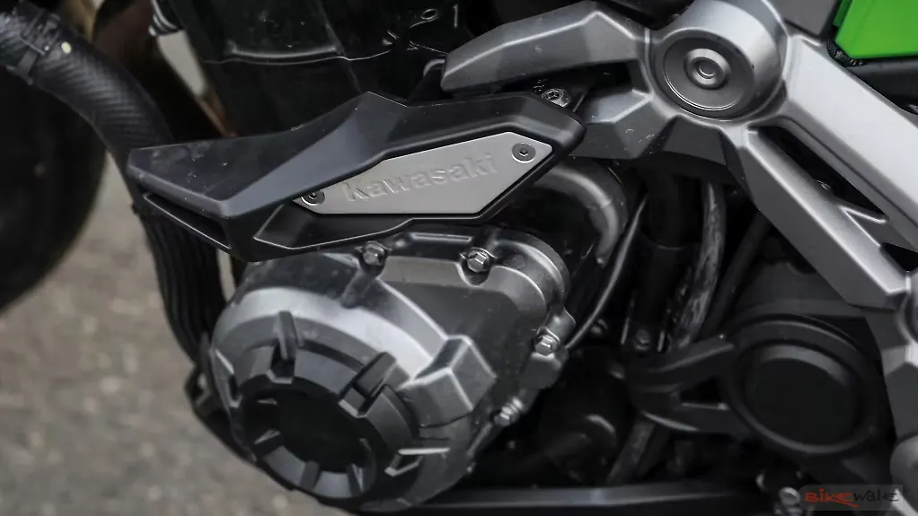 Kawasaki Z900 [2017-2018] Rear Suspension Image – BikeWale