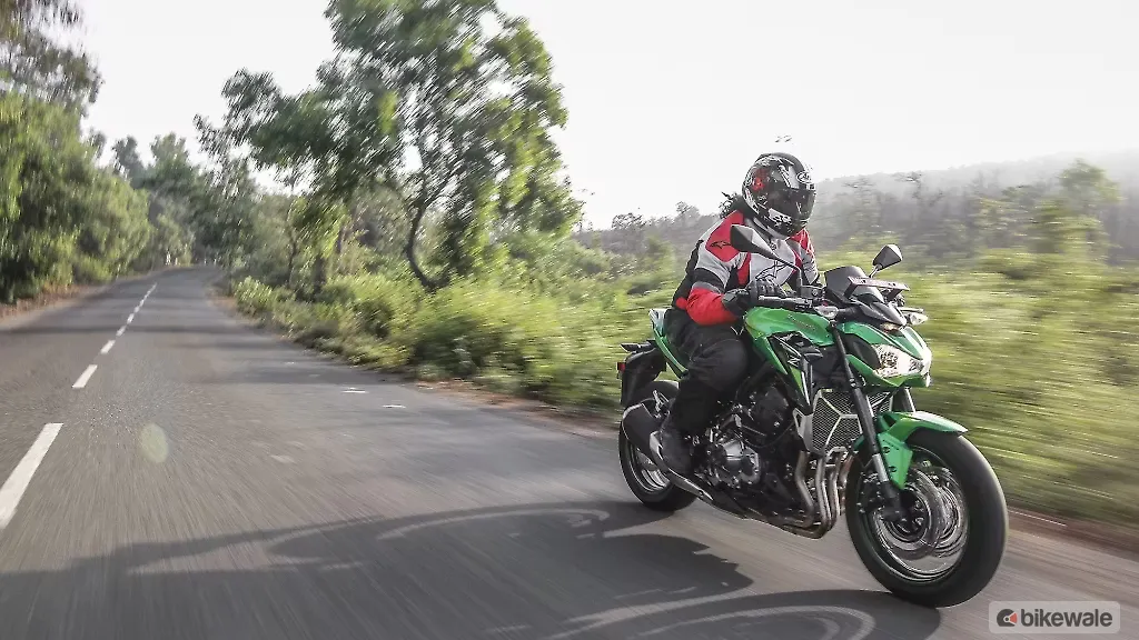 Images of Kawasaki Z900 [2017-2018] | Photos of Z900 [2017-2018] - BikeWale