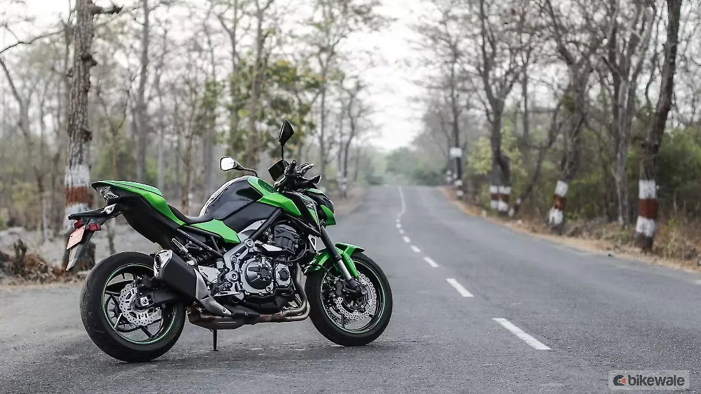 Images of Kawasaki Z900 [2017-2018] | Photos of Z900 [2017-2018] - BikeWale