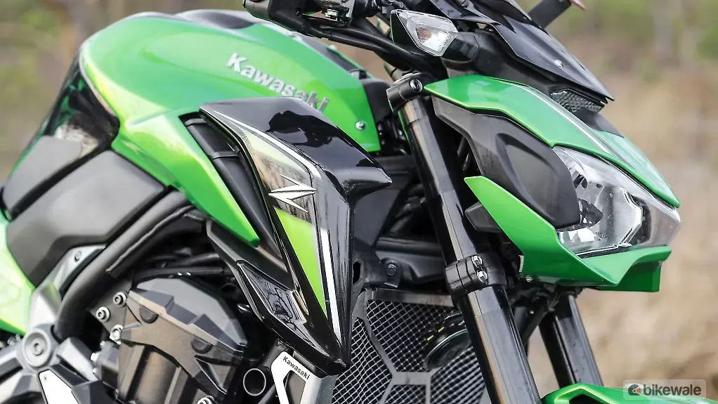 Kawasaki Z900 [2017-2018] Tank Image – BikeWale