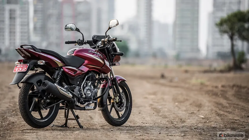 Bajaj Pulsar 150 Rear Three-Quarter Image – BikeWale