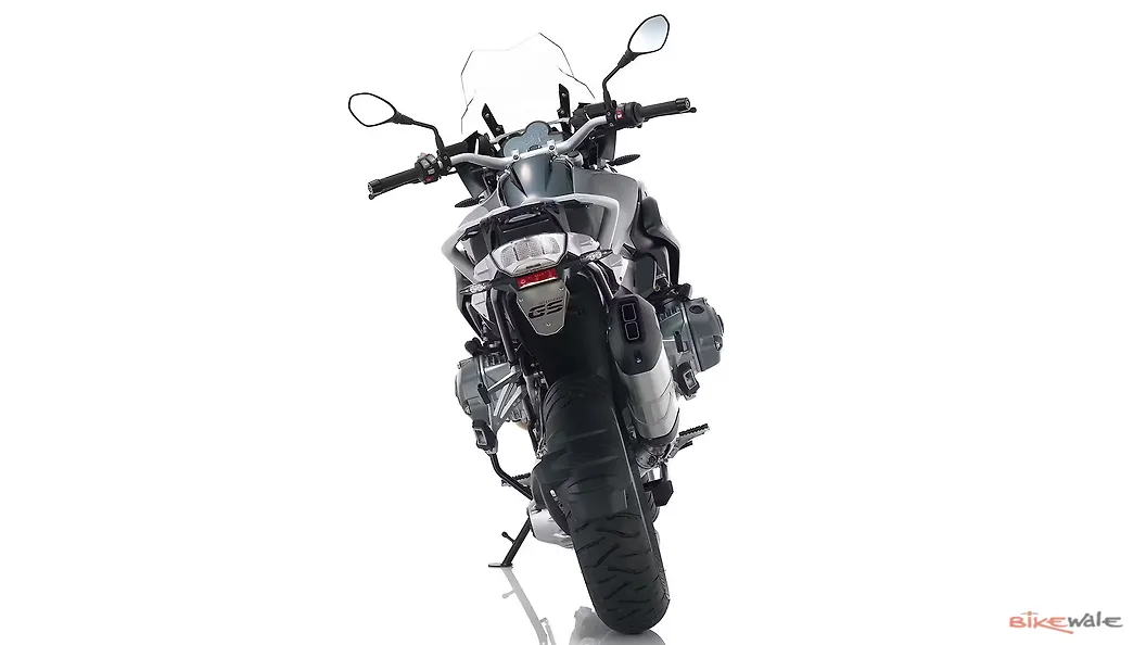 BMW R1200 GS Rear Three-Quarter Image – BikeWale
