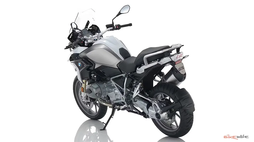 BMW R1200 GS Rear Three-Quarter Image – BikeWale