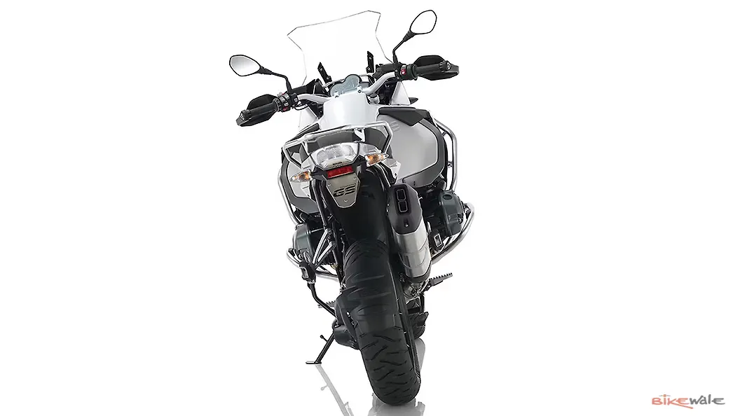 BMW R1200 GS Adventure Rear Three-Quarter Image – BikeWale