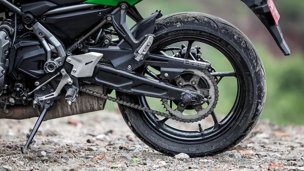 Kawasaki Z650 [2018-2019] Action Image – BikeWale