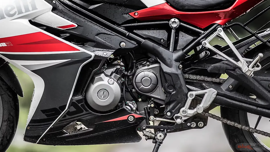 Benelli 302R Exterior Image – BikeWale