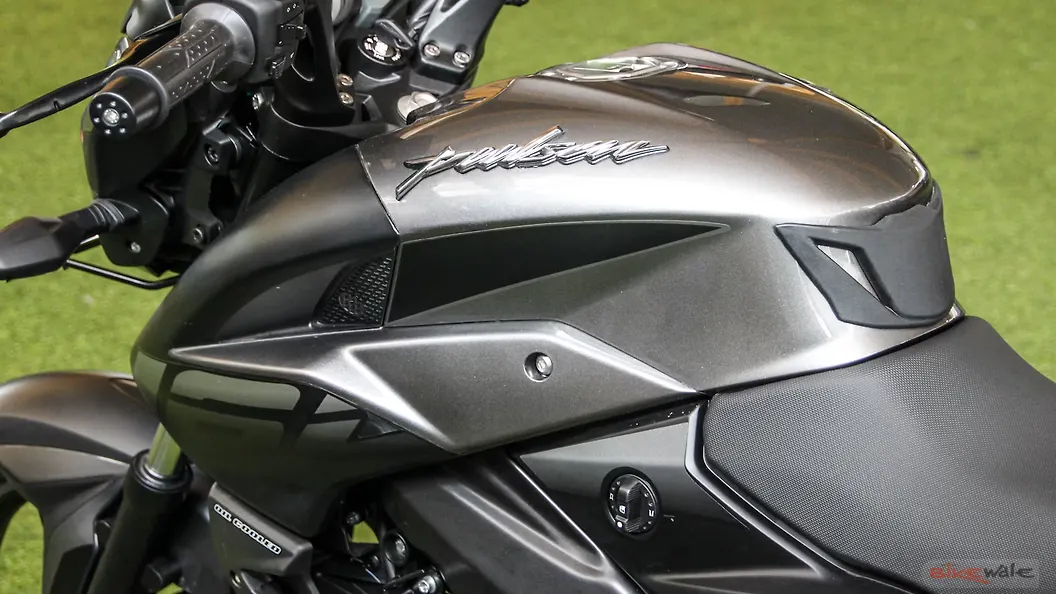 Bajaj Pulsar NS160 Engine Image – BikeWale