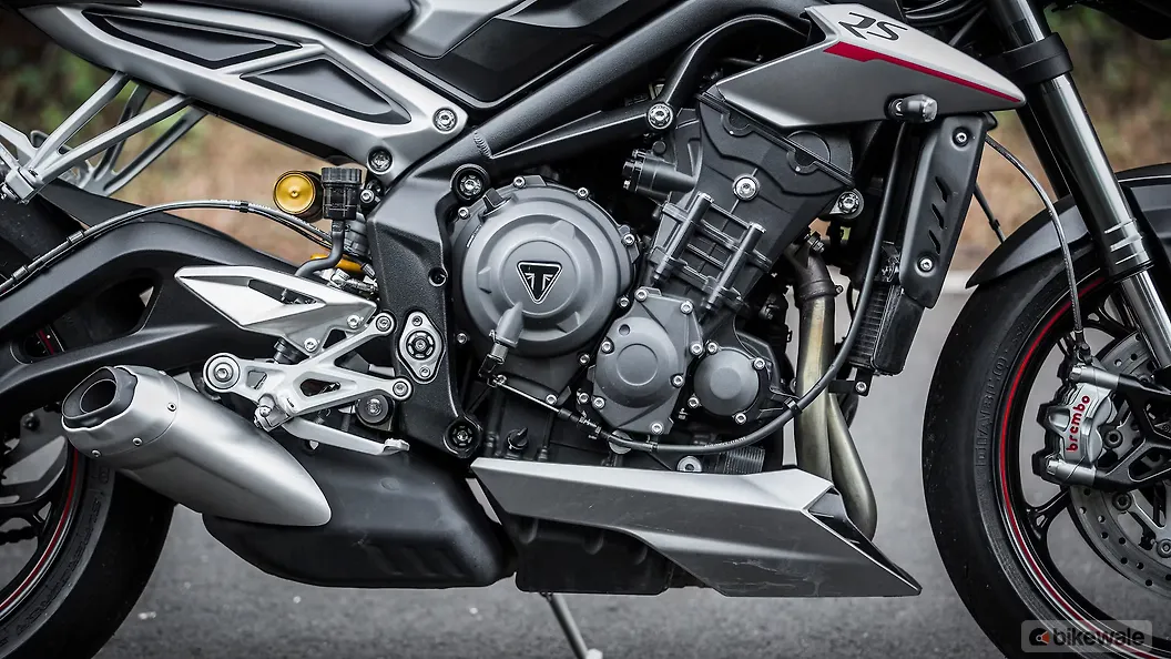 Triumph Street Triple RS [2018-2019] Action Image – BikeWale
