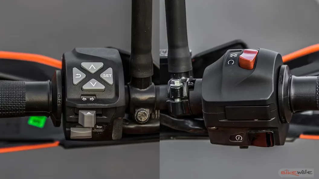 KTM 390 Duke [2021] Tank Image – BikeWale