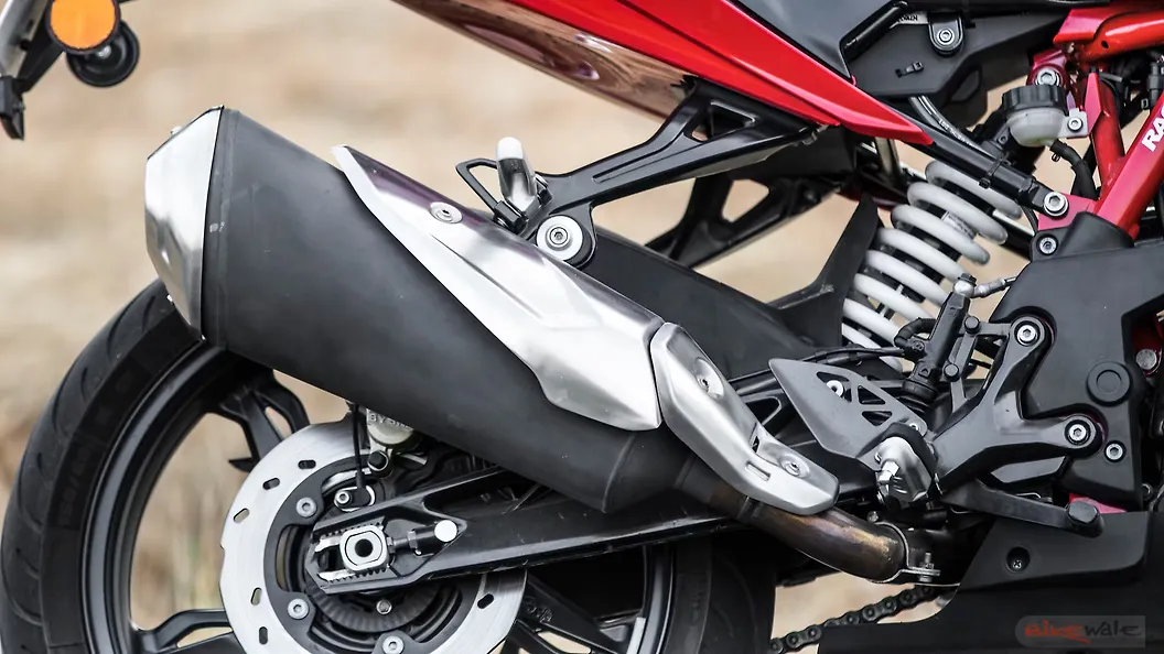 TVS Apache RR310 Action Image – BikeWale