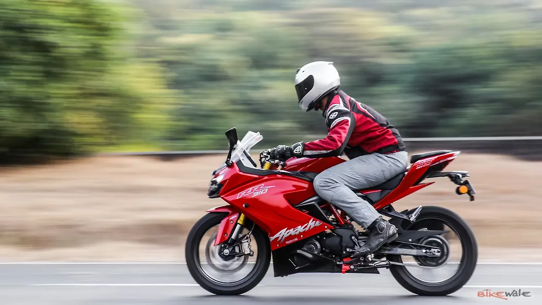 TVS Apache RR310 Action Image – BikeWale