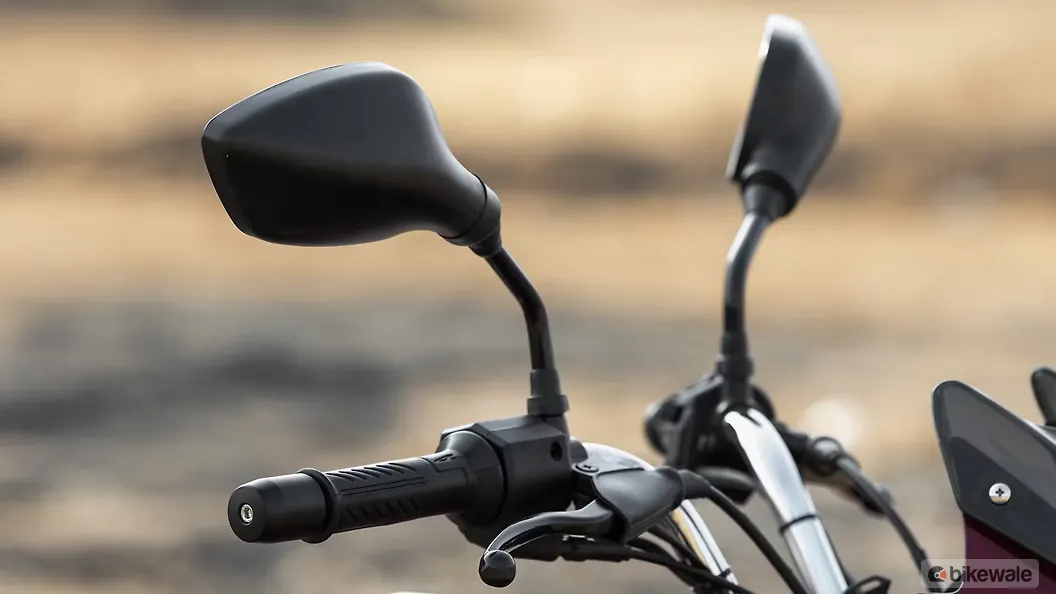Bajaj Discover 110 Front Three-Quarter Image – BikeWale