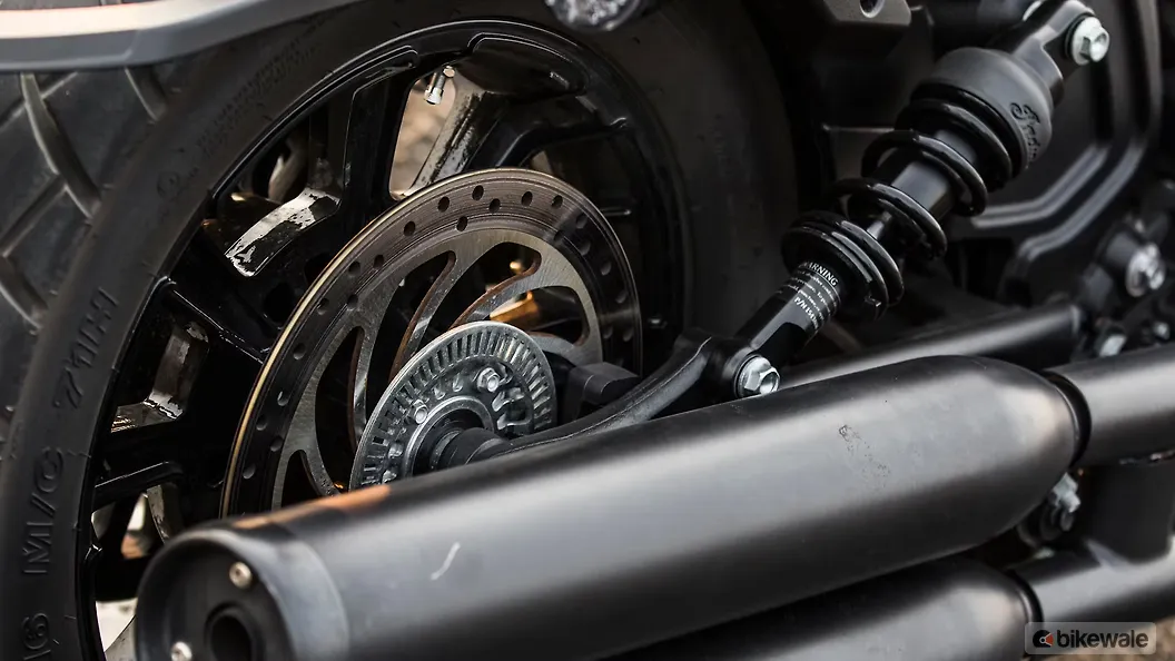 Indian Scout Bobber [2017-2020] Action Image – BikeWale