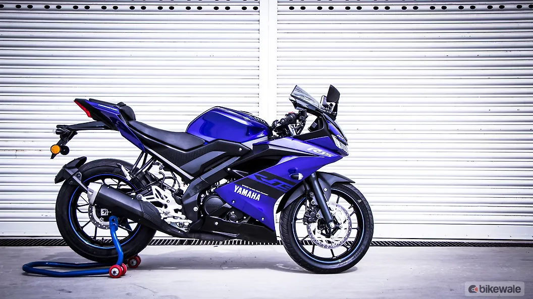 Yamaha YZF R15 V3 Side Image – BikeWale
