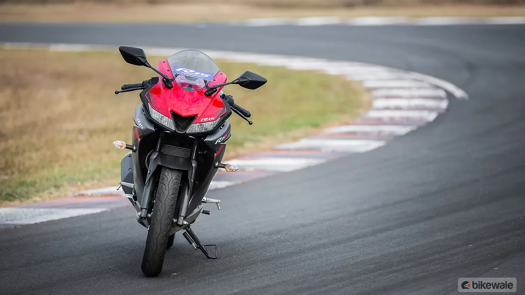 Yamaha YZF R15 V3 Front Image – BikeWale