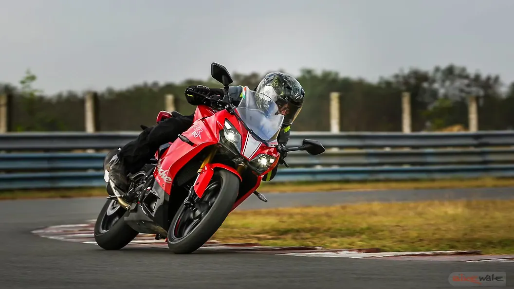 TVS Apache RR310 TFT / Instrument Cluster Image – BikeWale