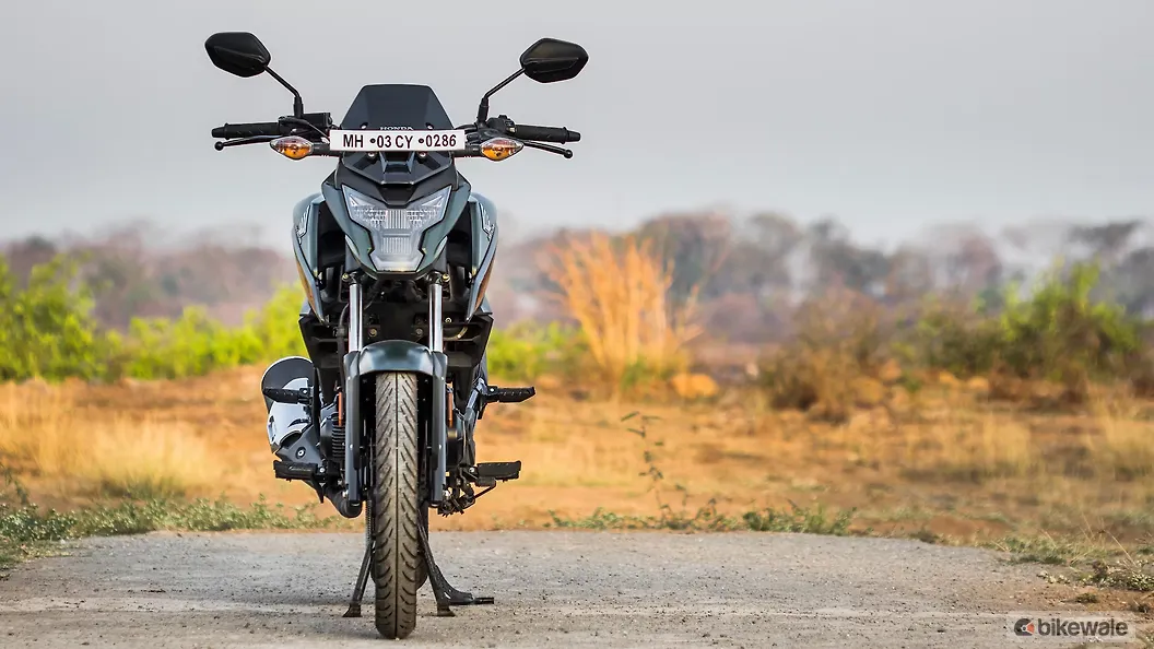 Honda X-Blade Front Three-Quarter Image – BikeWale