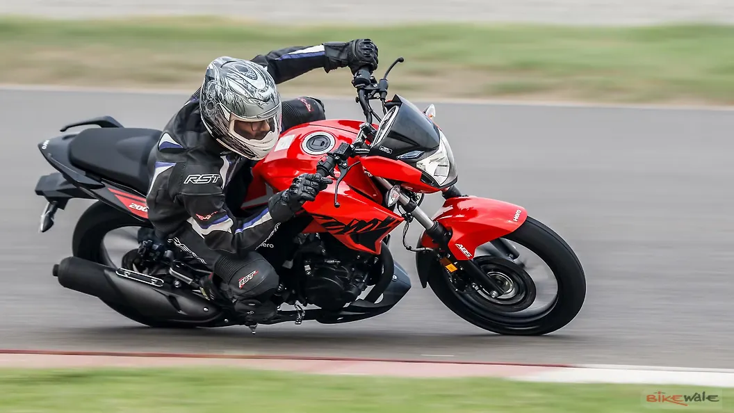 Hero Xtreme 200R Action Image – BikeWale