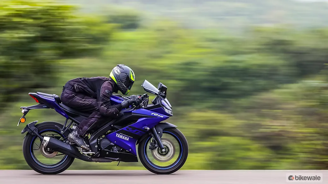 Yamaha YZF R15 V3 Rear Image – BikeWale