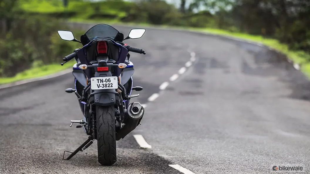 Yamaha YZF R15 V3 Rear Image – BikeWale