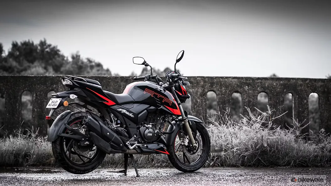 TVS Apache RTR 200 4V Action Image – BikeWale
