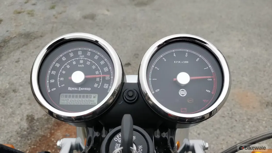 Royal Enfield Interceptor 650 Action Image – BikeWale