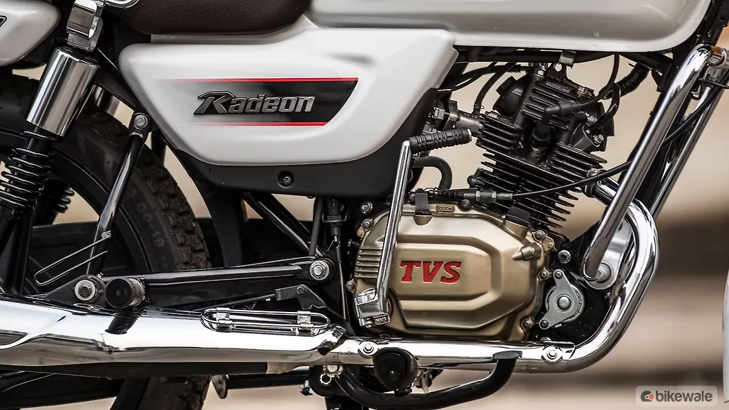 TVS Radeon Action Image – BikeWale