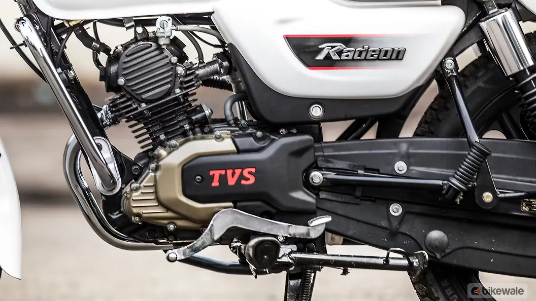 TVS Radeon Action Image – BikeWale
