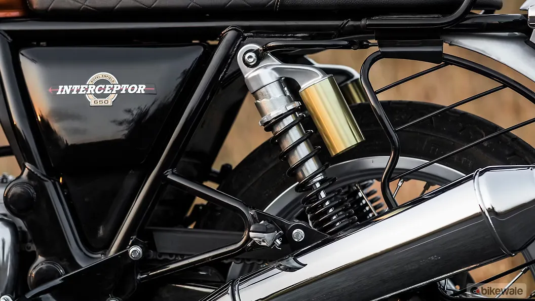 Royal Enfield Interceptor 650 Action Image – BikeWale