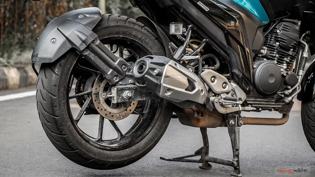 Yamaha FZ25 Action Image – BikeWale