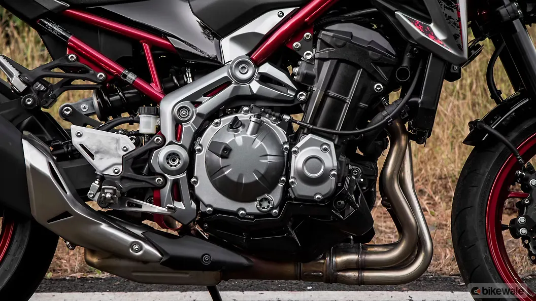 Images of Kawasaki Z900 [2018-2019] | Photos of Z900 [2018-2019] - BikeWale