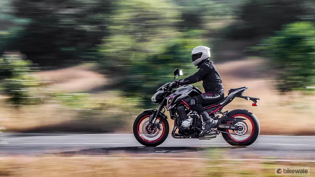 Kawasaki Z900 [2018-2019] Action Image – BikeWale