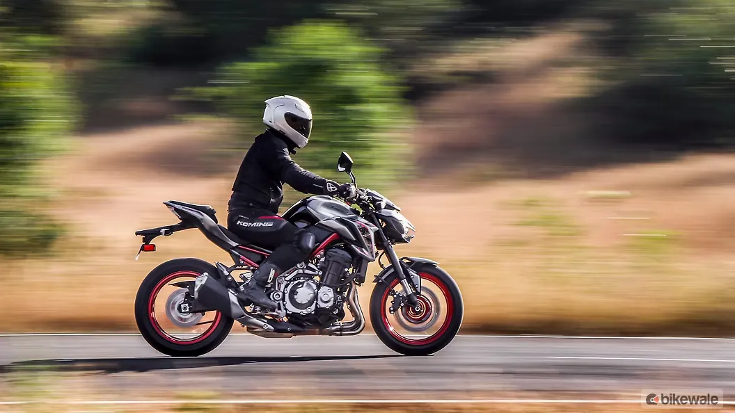 Kawasaki Z900 [2018-2019] Action Image – BikeWale
