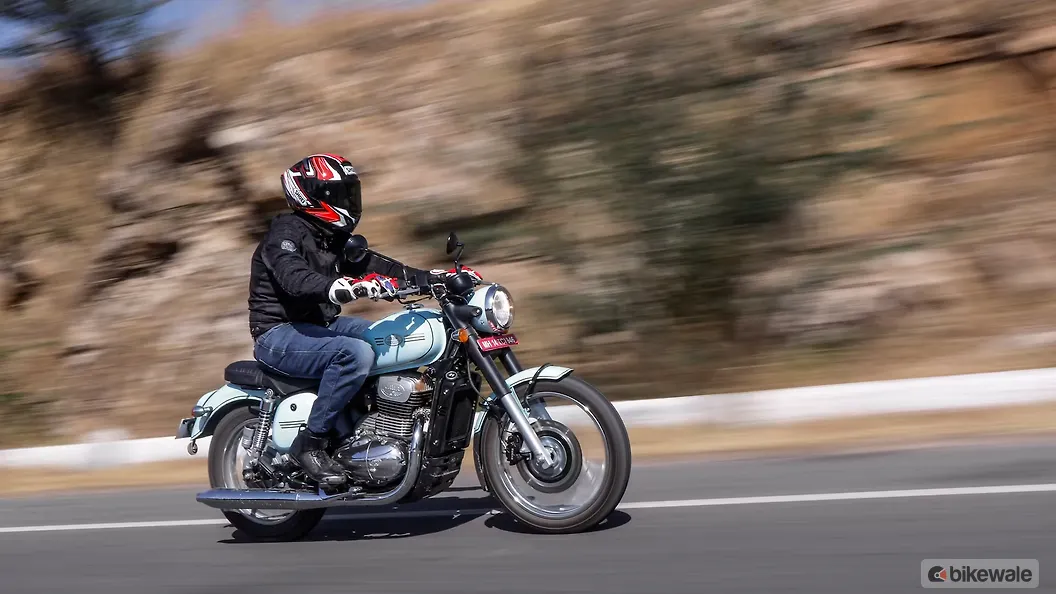 Jawa 42 [2018-2023] Exterior Image – BikeWale