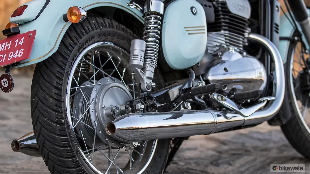 Images of Jawa 42 | Photos of 42 - BikeWale
