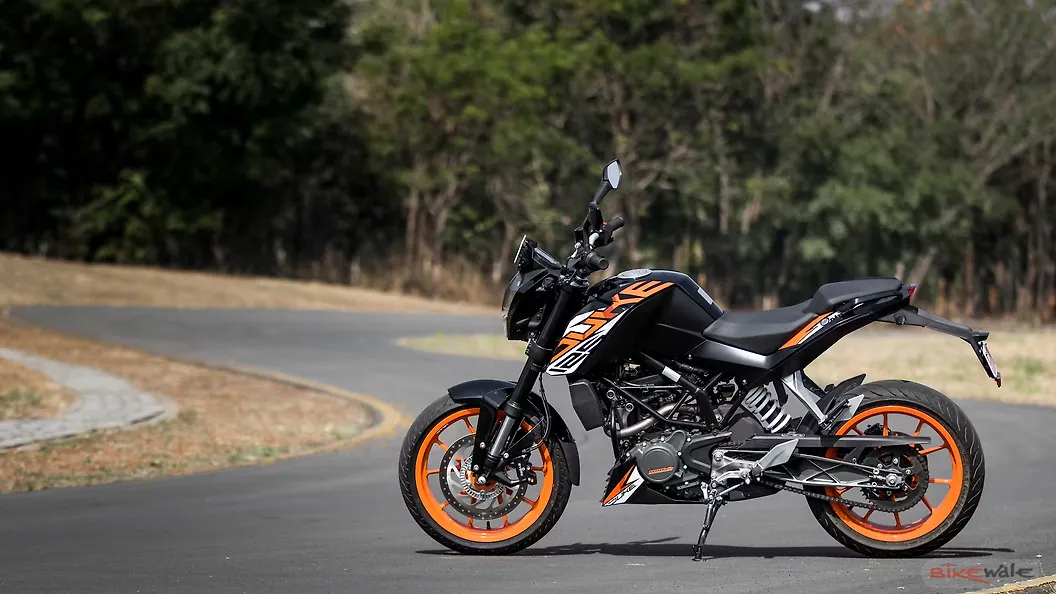 KTM 125 Duke [2021] Action Image – BikeWale