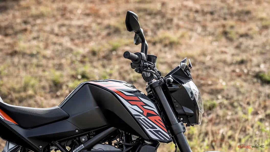KTM 125 Duke [2021] Tank Image – BikeWale
