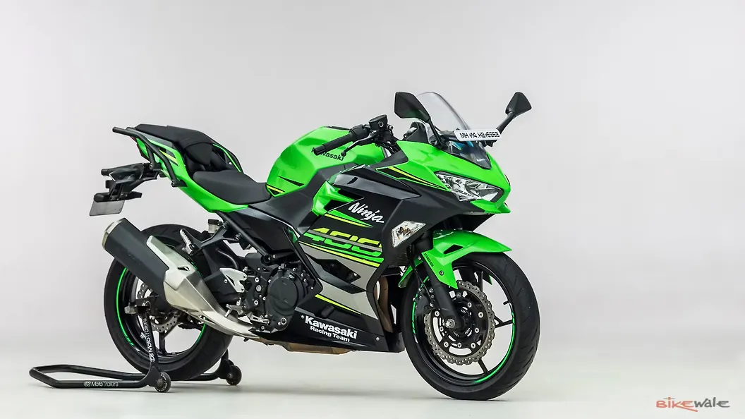Kawasaki Ninja 400 Front Right Three-Quarter Image – BikeWale