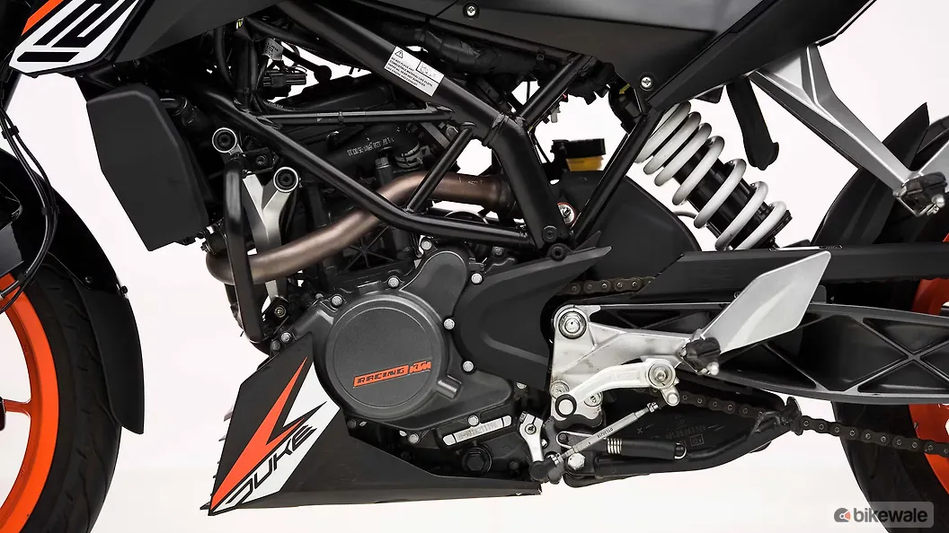 Images of KTM 125 Duke [2021] | Photos of 125 Duke [2021] - BikeWale