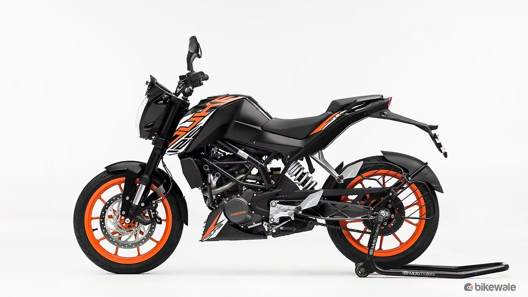 KTM 125 Duke [2021] Action Image – BikeWale
