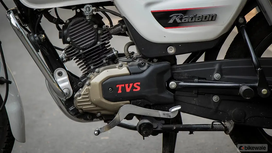 TVS Radeon Action Image – BikeWale
